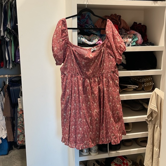 ARULA | Dresses | Floral Pink Dress Arula | Poshmark